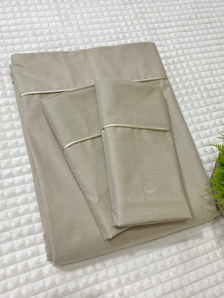 Sabana color Beige - Edredones Peru